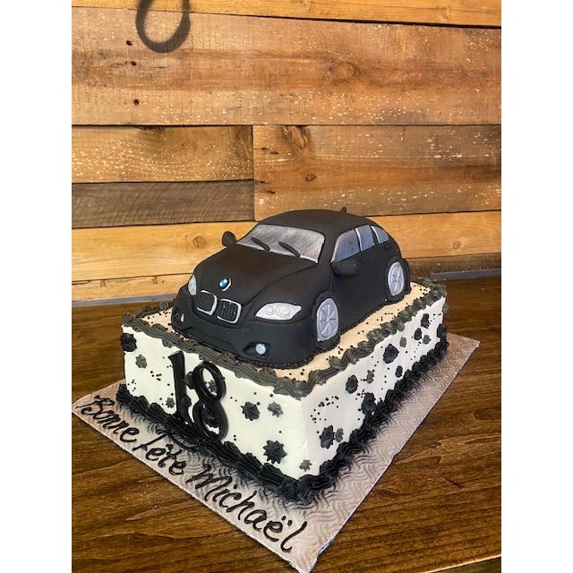 Gâteau voiture BMW | Créations Gourmandes