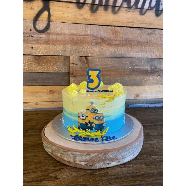 Gâteau Minions et bananes | Créations Gourmandes