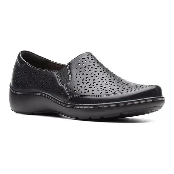 Clarks narrow store